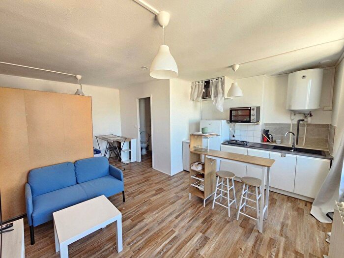 Appartement 2 pièces à Saint-Étienne, à louer