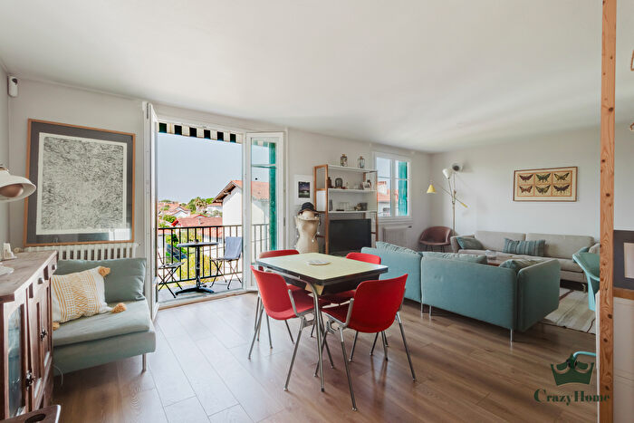 Anglet, Centre-ville, Saint-Jean : Appartement 5 pièces à vendre