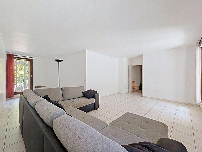 Les Quatre Chemins, Sartrouville : Appartement 3 pièces à louer