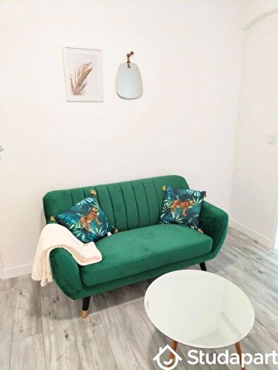 Appartement à louer - Les Hautes Varennes, Boissy-Saint-Léger - 1 pièce - 1 chambre