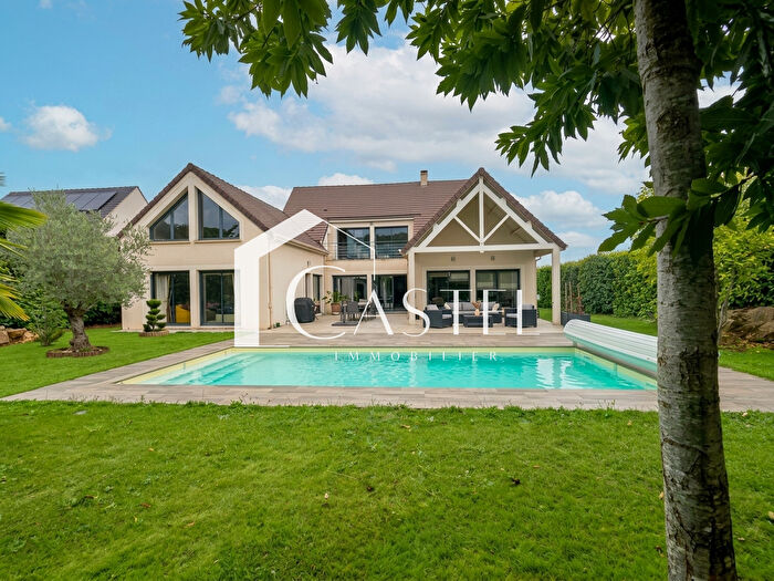 Maison 9 pièces à vendre - Orgeval