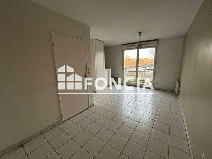 Cerisaie, Elbeuf : Appartement 1 pièce à louer