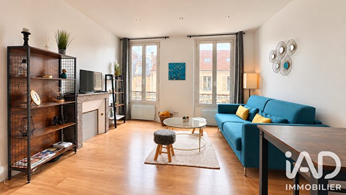 Appartement 2 pièces à vendre à Fontainebleau, Centre-ville