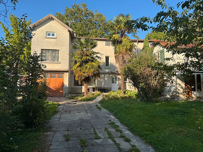 Maison à vendre - Crosne - 7 pièces - 5 chambres