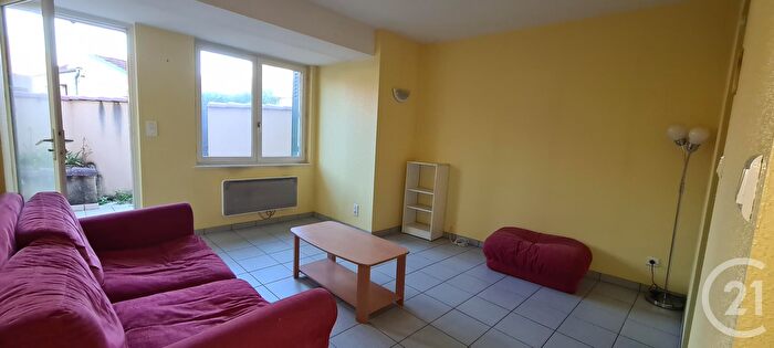 Appartement 2 pièces à Lurcy-Lévis, à louer