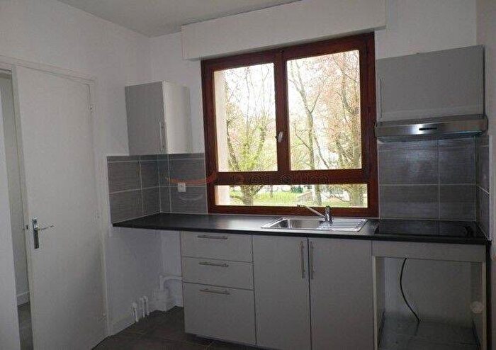 Appartement à louer - Le Ban-Saint-Martin - 4 pièces - 3 chambres