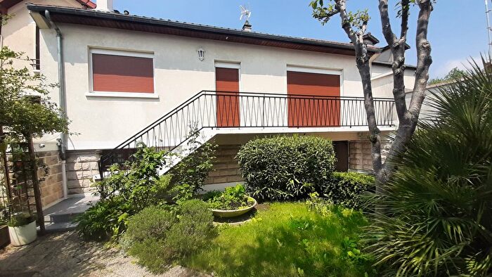 Champigny-sur-Marne, Coeuilly Village Parisien - Maison 5 pièces à vendre