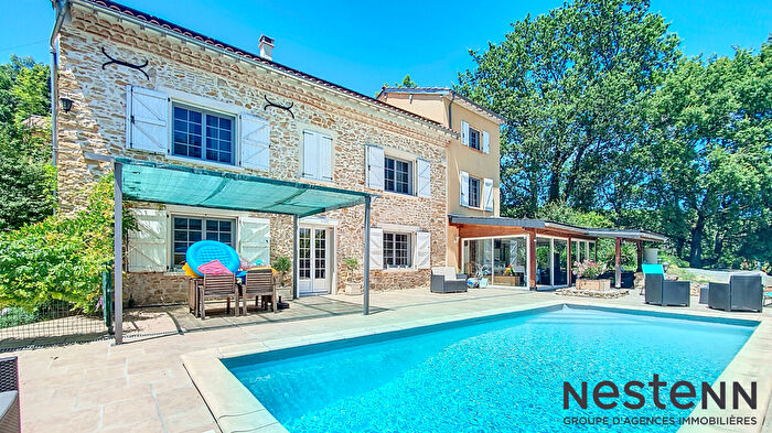 Maison à vendre - Le Plan - 8 pièces - 6 chambres