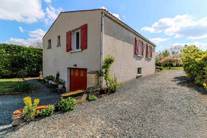 Maison à vendre - Surgères - 6 pièces - 3 chambres