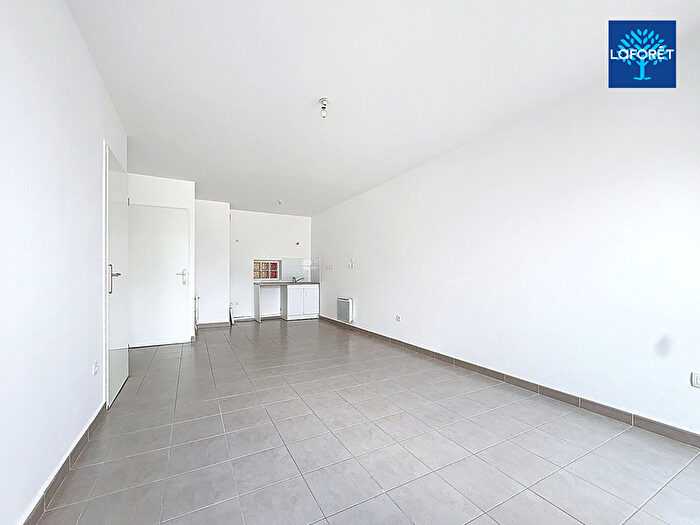 Appartement à vendre - Noisy-le-Grand, Centre-ville - 2 pièces - 1 chambre