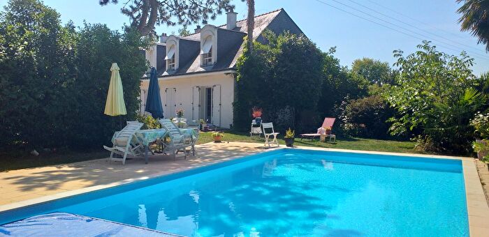 Maison à vendre - Saint-Martin-du-Fouilloux - 7 pièces - 5 chambres