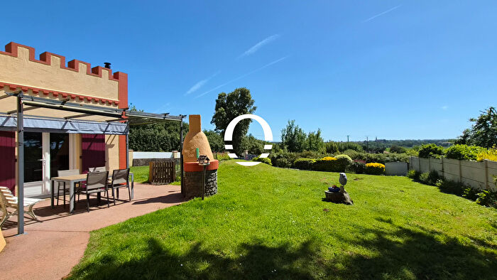 Saint-Viaud - Maison 5 pièces à vendre