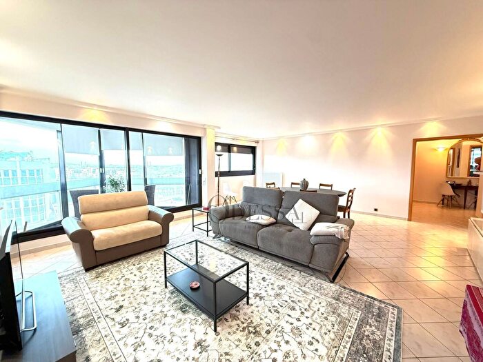 Appartement à louer - Créteil - 5 pièces - 3 chambres