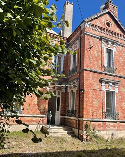 Maison à vendre - Romilly-sur-Seine, Centre-ville, Gare, Lion, Les Hauts Buissons - 4 pièces - 2 chambres