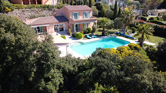 Maison à vendre - Flayosc - 5 pièces - 3 chambres