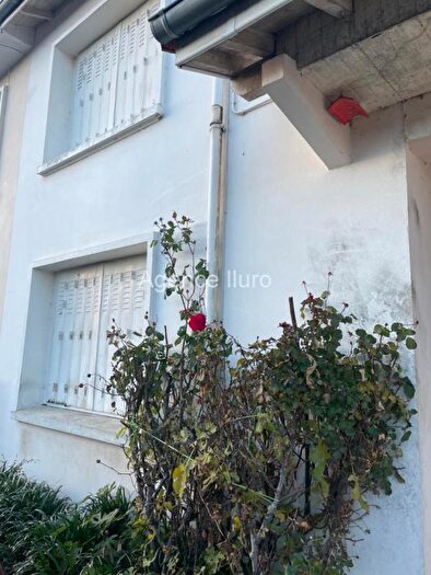 Maison à vendre - Oloron-Sainte-Marie - 4 pièces - 3 chambres