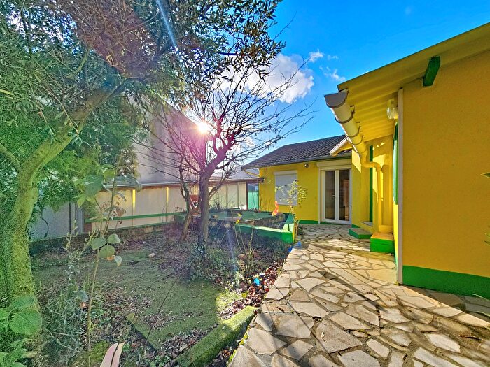 Maison à vendre - Bédarieux - 7 pièces - 4 chambres