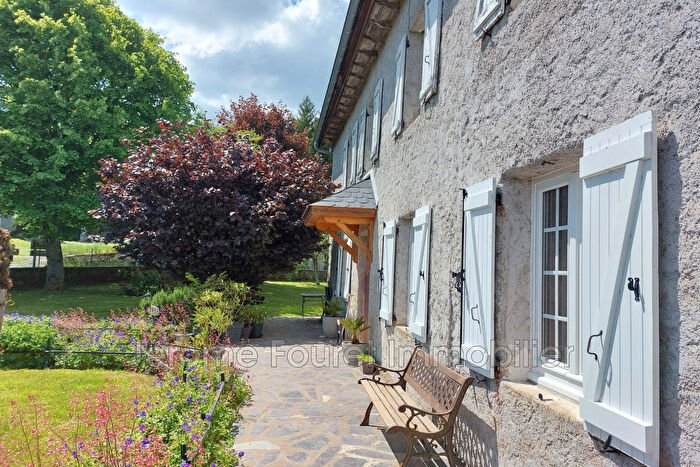 Maison à vendre - Saint-Bonnet-près-Bort - 2 chambres