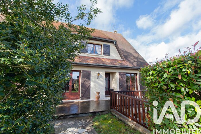 Maison à vendre - La Genevraye - 9 pièces - 4 chambres