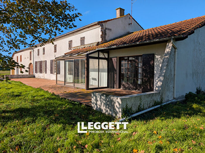 Maison à vendre - Arthenac - 5 pièces - 3 chambres