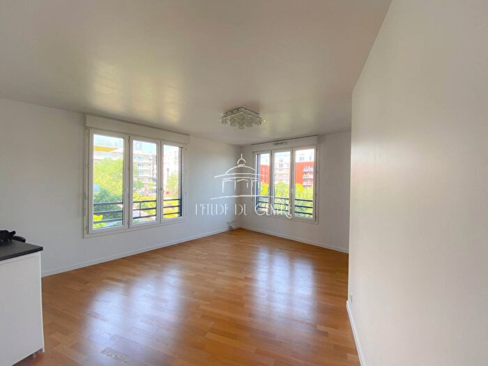 Appartement à louer - Choisy-le-Roi - 4 pièces - 3 chambres