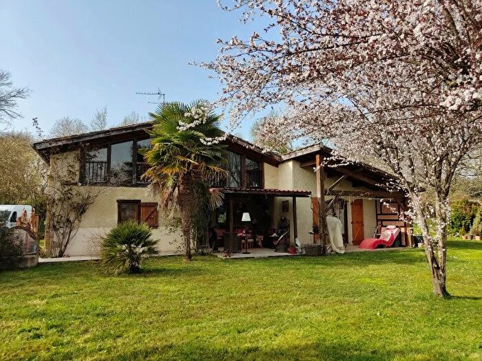 Maison à vendre - Seissan - 7 pièces - 3 chambres