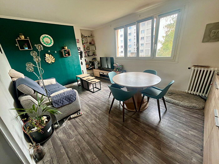 Les Clayes-sous-Bois, Nord : Appartement 3 pièces à vendre