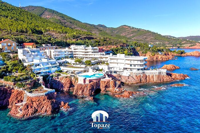 Appartement à vendre - Saint-Raphaël, Veyssières - 3 pièces - 2 chambres