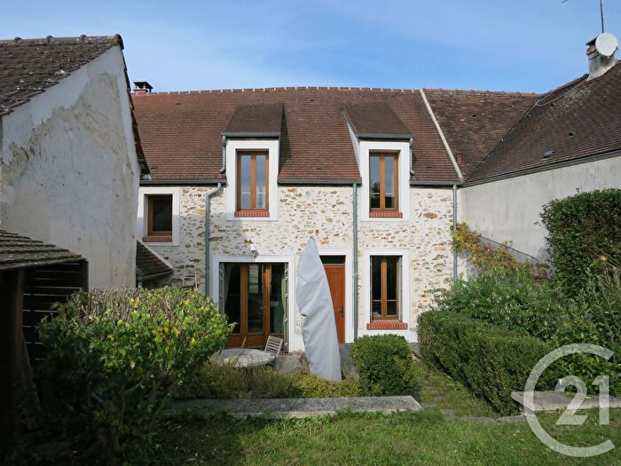 Maison 3 pièces à louer à Ozouer-le-Voulgis