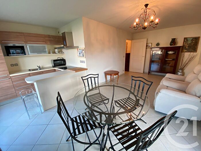 Appartement 2 pièces à Nice, Riquier, à louer