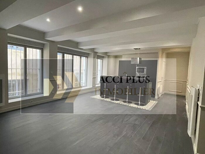 Nîmes, Carmes - Appartement 5 pièces à louer