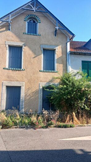 Maison 4 pièces à Champs-sur-Tarentaine-Marchal, à vendre