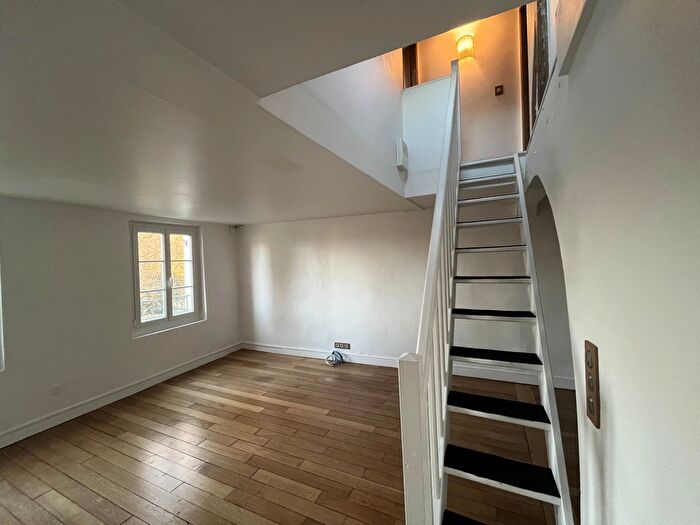 Appartement à louer - Dampierre-en-Yvelines - 2 pièces - 1 chambre