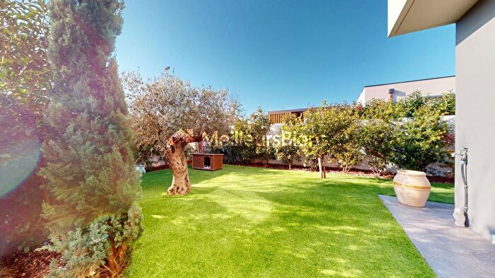 Maison à vendre - Villeneuve-de-la-Raho - 5 pièces - 4 chambres