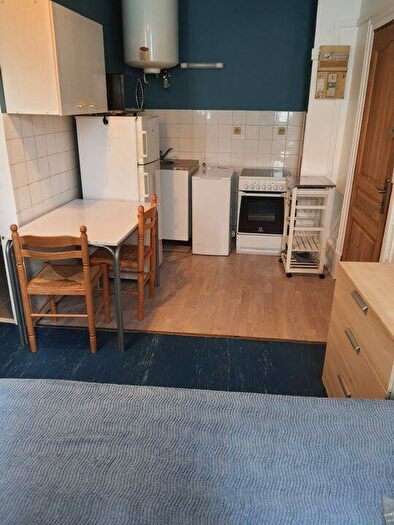 Briffaut Rousset-Laprat Maninet-Fontlozier La Palla, Valence : Appartement 1 pièce à louer