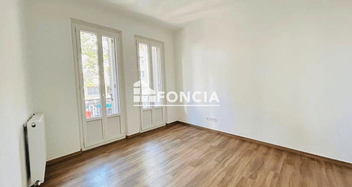 Mourillon-Sud, Toulon : Appartement 3 pièces à louer
