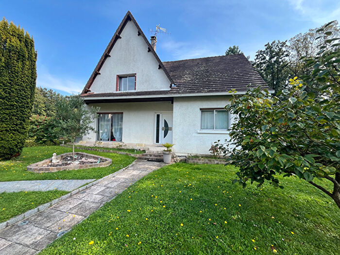 Maison à vendre - Gisors - 8 pièces - 6 chambres