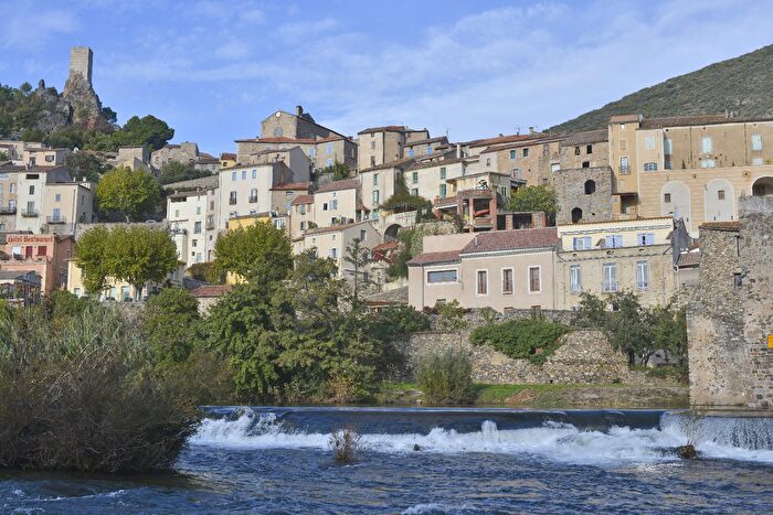 Maison à vendre - Roquebrun - 12 pièces - 8 chambres