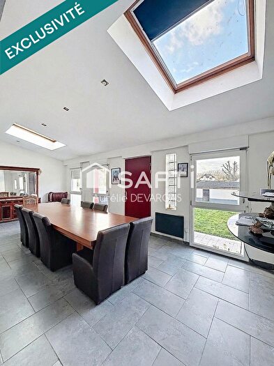 Maison à vendre - Hénin-Beaumont, Est - 6 pièces - 5 chambres
