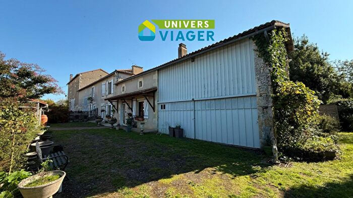 Maison à vendre - Champniers - 8 pièces - 6 chambres