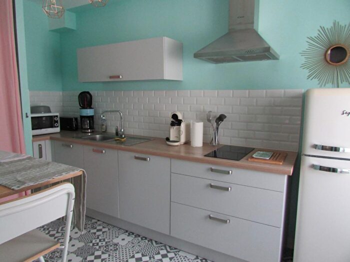 Appartement à louer - Concarneau, Centre-ville - 2 pièces - 1 chambre