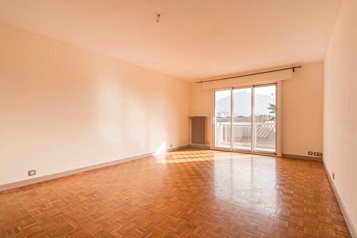 Annecy, Parc des Sports, Fier : Appartement 2 pièces à louer