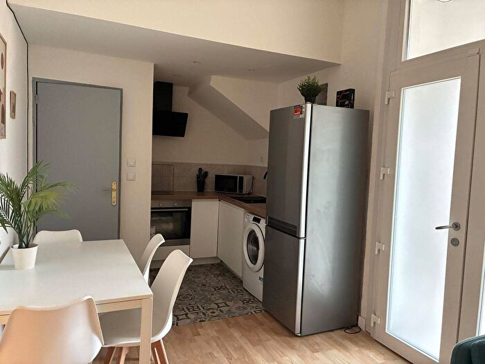 Appartement 3 pièces à louer - Beaucaire, Nîmes