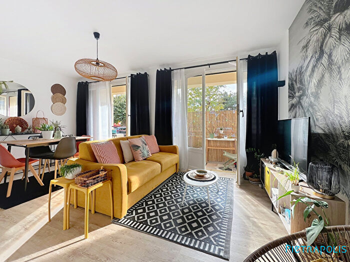 Appartement à vendre - Tarare - 3 pièces - 2 chambres