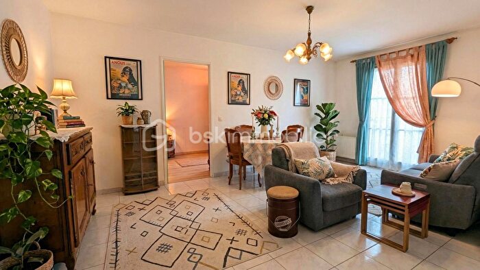 Appartement 2 pièces à Brie-Comte-Robert, Centre-ville, à vendre