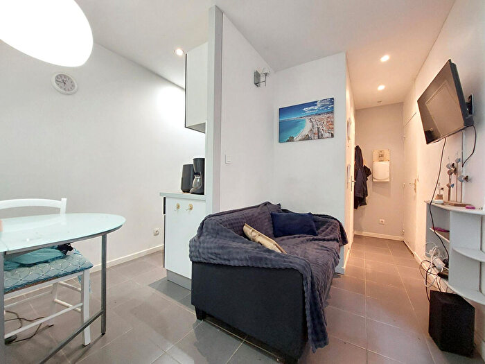 Appartement à vendre - Rochefort, Centre-ville - 1 pièce