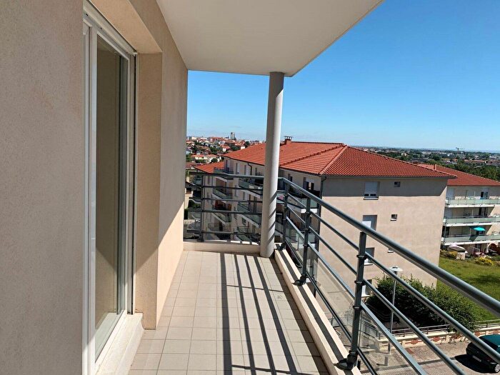 Appartement à louer - LOradou, Clermont-Ferrand - 4 pièces - 2 chambres