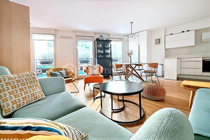 Appartement à vendre - Paris e , Porte des Lilas - 3 pièces - 2 chambres