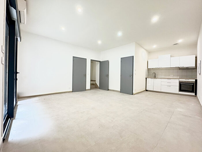 Nîmes, Carmes : Appartement 3 pièces à louer