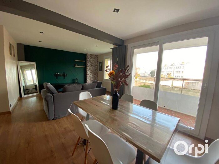 Appartement à louer - Calais Nord-Esplanade - 2 pièces - 1 chambre